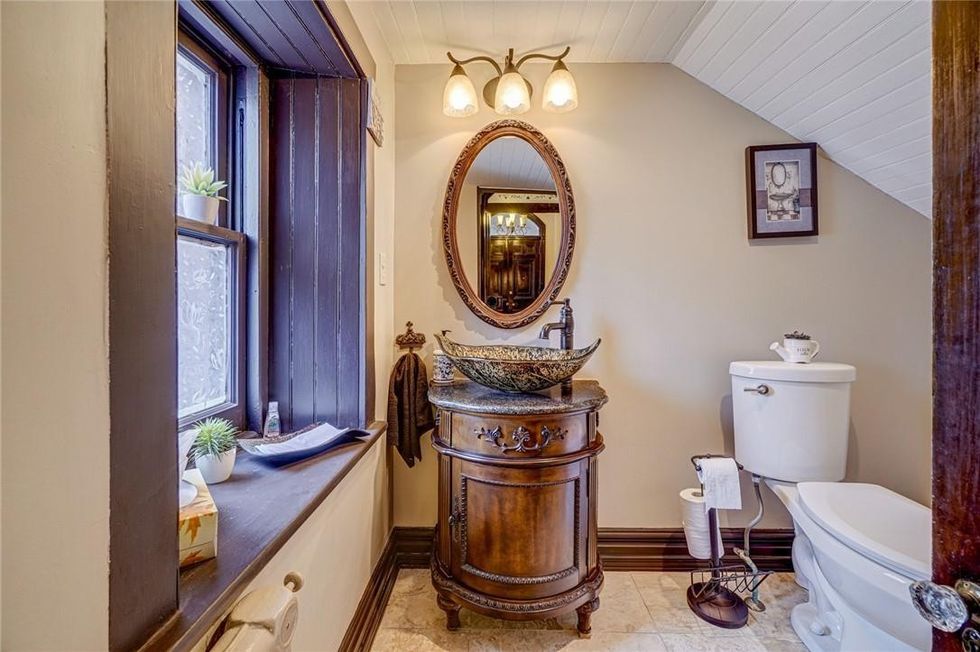 Historic Ravenscliffe Castle in Hamilton Hits the Market for $8.8M ...