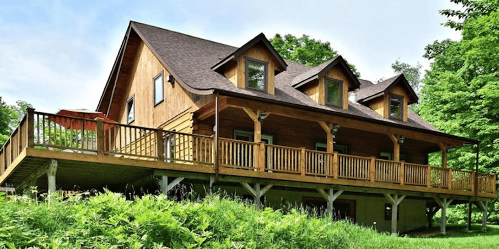 Sold: 4-Bed Haliburton Cottage on 25 Acres Goes for Under $1 Million