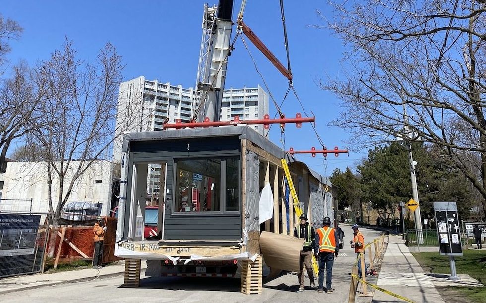 Toronto Delivers 59 New Modular Homes to Cedarvale Avenue Site