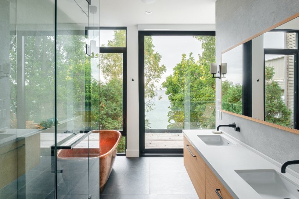 This Mimico Modern Serves Elevated Beach-Side Living