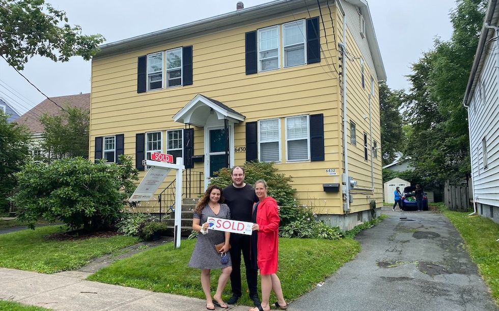 This 25-Year-Old Toronto Resident Owns Six Properties
