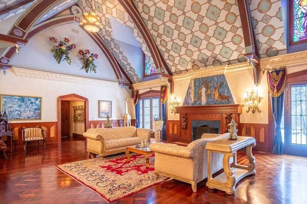 This Vaughan Mansion is Straight Out of Beauty and the Beast