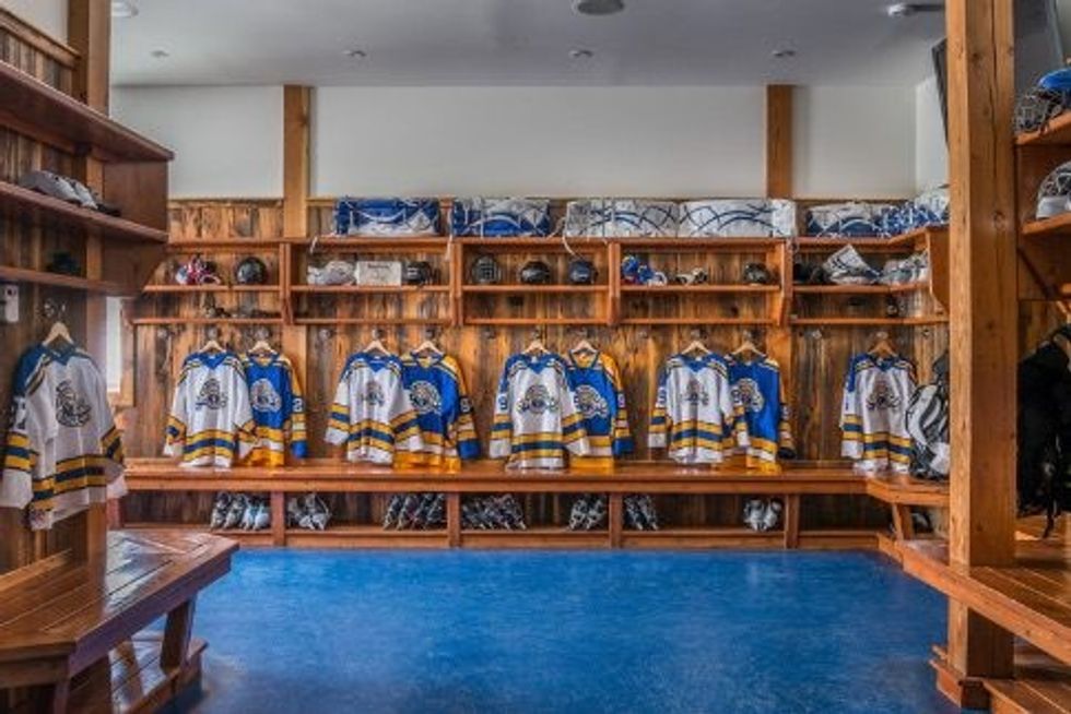 This Stunning Collingwood Chalet Features a Full Hockey Arena